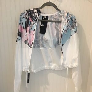 Nike | Jackets & Coats | W Nike Sw Windrunner Jacket | Poshmark